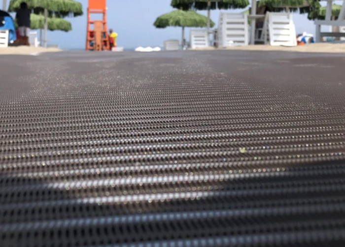 Beach Mobility Mat System For Hotels & Resorts